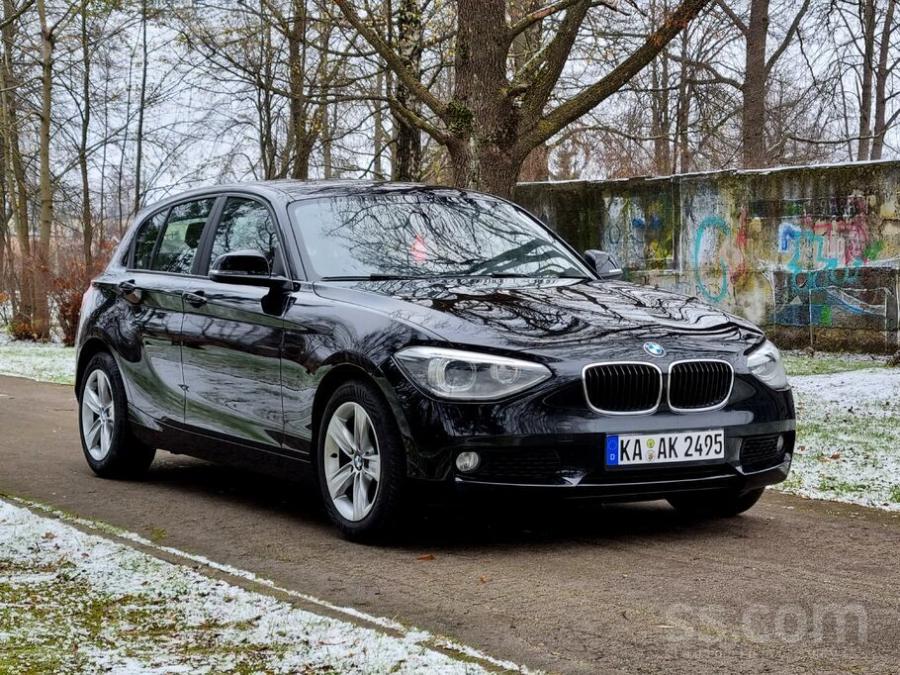 Black BMW 118 2012 in Riga, with an engine capacity of 1.80 L and mileage of 235 thousand km for 7200 €, photo 18 on AUTOMOTO.COM.LV