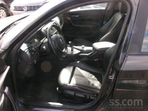 Black BMW 118 2012 in Riga, with an engine capacity of 2.00 L and mileage of 0 thousand km for 8550 €, photo 10 on AUTOMOTO.COM.LV
