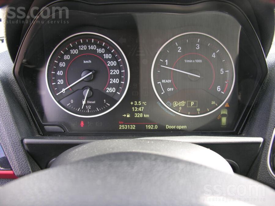 Black BMW 118 2012 in Riga, with an engine capacity of 2.00 L and mileage of 0 thousand km for 8550 €, photo 12 on AUTOMOTO.COM.LV