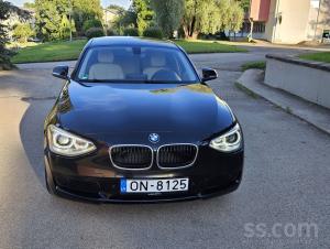 Черный БМВ 118 2012 в Екабпилс, объемом двигателя 2.00 л и пробегом 297 тыс. км за 6490 €, фото 4 на AUTOMOTO.COM.LV