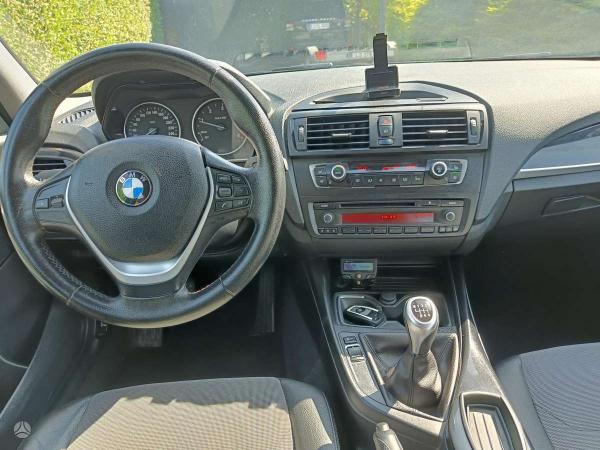 Melns BMW 118 2012 Viļņa, ar dzinēja tilpumu 2.00 L un nobraukumu 184 tūkst. km par 5900 €, foto 10 vietnē AUTOMOTO.COM.LV