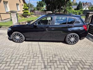 Black BMW 118 2012 in Vilnius, with an engine capacity of 2.00 L and mileage of 280 thousand km for 5500 €, photo 12 on AUTOMOTO.COM.LV