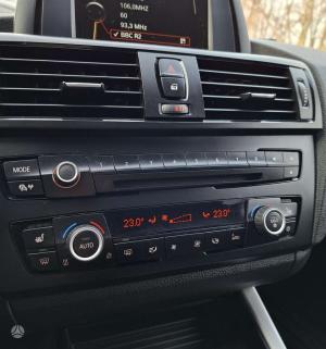 Melns BMW 118 2012 Kretinga, ar dzinēja tilpumu 2.00 L un nobraukumu 139 tūkst. km par 7499 €, foto 30 vietnē AUTOMOTO.COM.LV