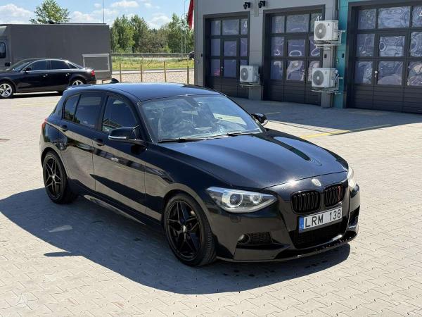 Melns BMW 118 2012 Viļņa, ar dzinēja tilpumu 2.00 L un nobraukumu 318 tūkst. km par 5200 €, foto 1 vietnē AUTOMOTO.COM.LV