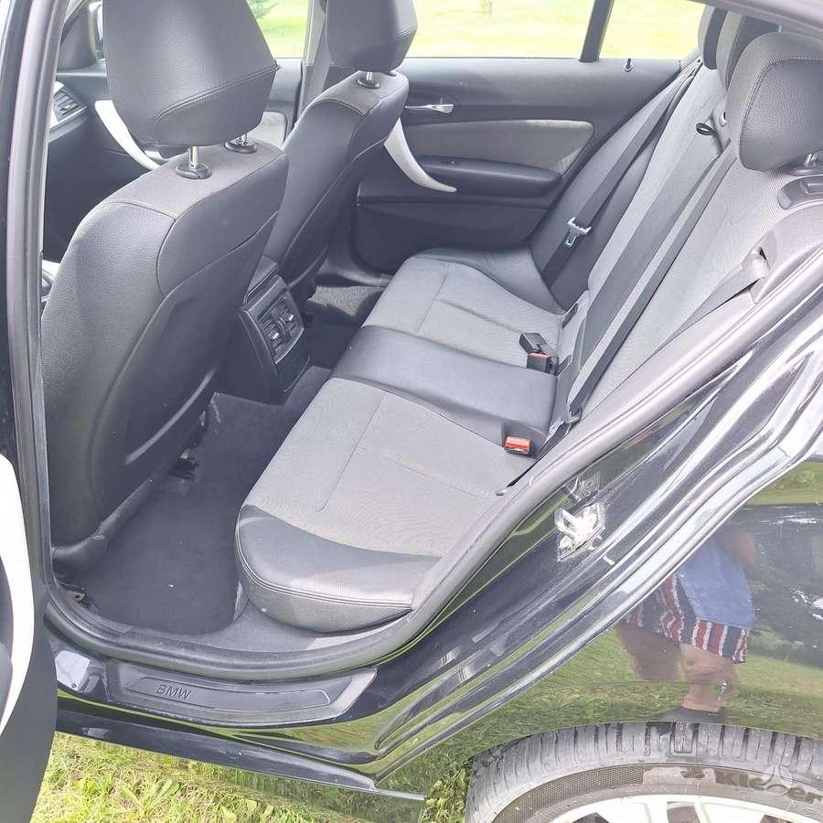 Melns BMW 118 2012 Raseiniai, ar dzinēja tilpumu 2.00 L un nobraukumu 235 tūkst. km par 4650 €, foto 9 vietnē AUTOMOTO.COM.LV