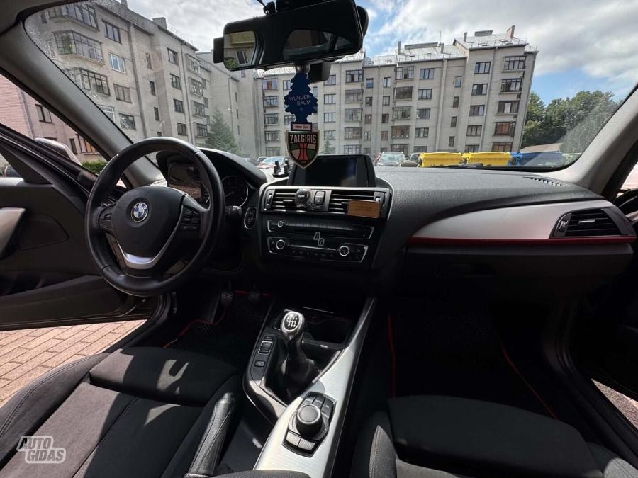 Черный БМВ 118 2012 в Каунас, объемом двигателя 2.00 л и пробегом 240 тыс. км за 5600 €, фото 8 на AUTOMOTO.COM.LV