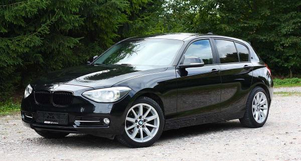 Melns BMW 118 2012 Kretinga, ar dzinēja tilpumu 2.00 L un nobraukumu 139 tūkst. km par 6899 €, foto 3 vietnē AUTOMOTO.COM.LV