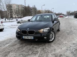 Melns BMW 118 2013 Panevēža, ar dzinēja tilpumu 2.00 L un nobraukumu 253 tūkst. km par 6690 €, foto 2 vietnē AUTOMOTO.COM.LV