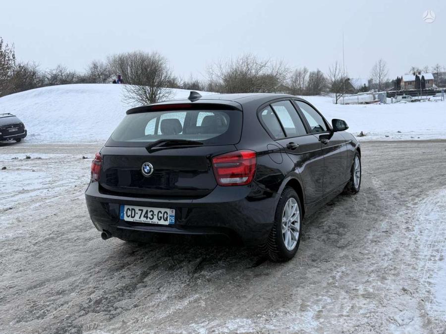 Melns BMW 118 2013 Panevēža, ar dzinēja tilpumu 2.00 L un nobraukumu 253 tūkst. km par 6690 €, foto 12 vietnē AUTOMOTO.COM.LV