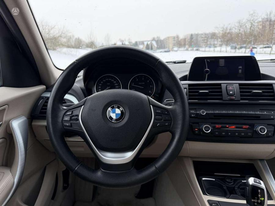 Melns BMW 118 2013 Panevēža, ar dzinēja tilpumu 2.00 L un nobraukumu 253 tūkst. km par 6690 €, foto 17 vietnē AUTOMOTO.COM.LV