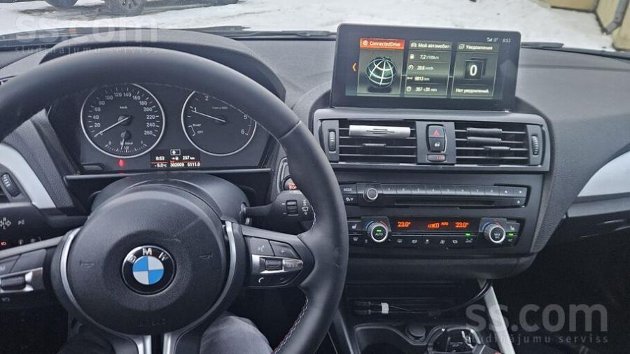Black BMW 118 2013 in Riga, with an engine capacity of 2.00 L and mileage of 302 thousand km for 6500 €, photo 12 on AUTOMOTO.COM.LV
