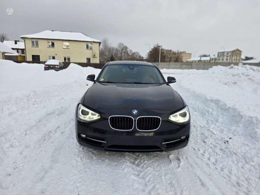 Melns BMW 118 2013 Tauragė, ar dzinēja tilpumu 2.00 L un nobraukumu 209 tūkst. km par 6900 €, foto 1 vietnē AUTOMOTO.COM.LV