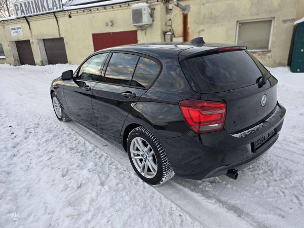 Melns BMW 118 2013 Tauragė, ar dzinēja tilpumu 2.00 L un nobraukumu 209 tūkst. km par 6900 €, foto 5 vietnē AUTOMOTO.COM.LV