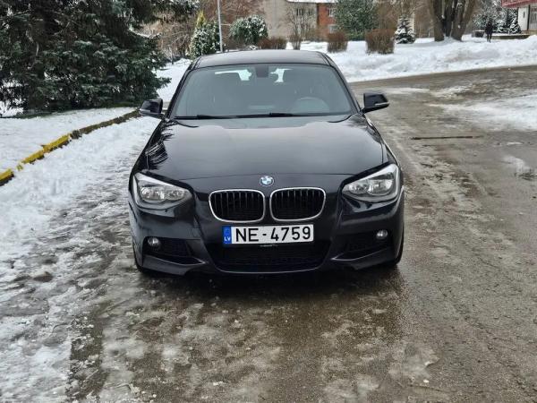 Black BMW 118 2013 in Jekabpils, with an engine capacity of 2.00 L and mileage of 295 thousand km for 6490 €, photo 2 on AUTOMOTO.COM.LV