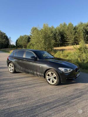 Melns BMW 118 2013 Švenčionys, ar dzinēja tilpumu 2.00 L un nobraukumu 383 tūkst. km par 5500 €, foto 4 vietnē AUTOMOTO.COM.LV