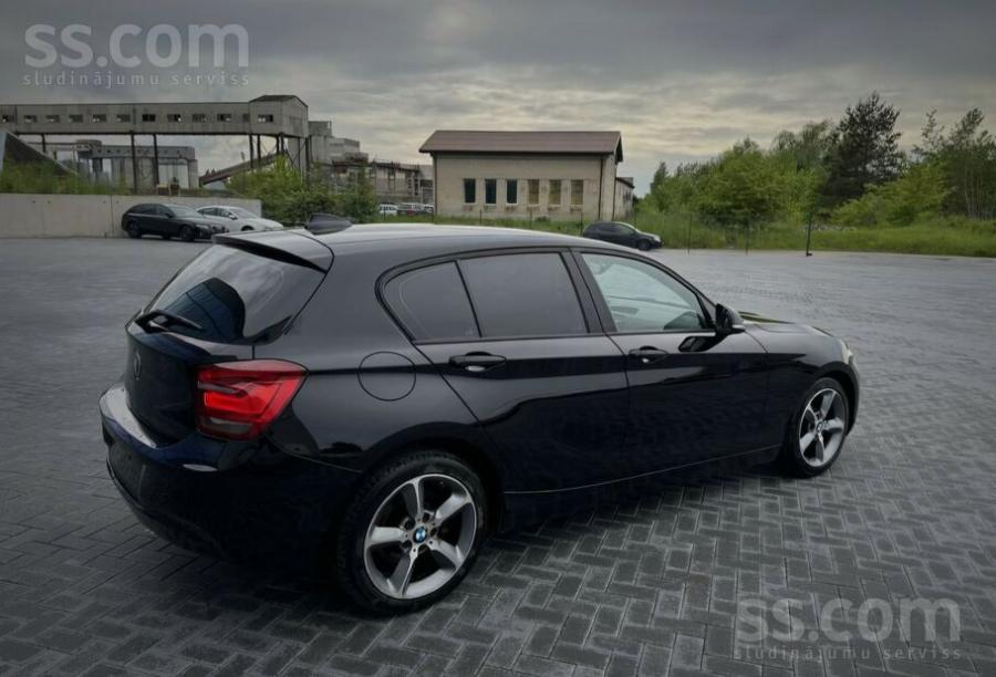 Melns BMW 118 2014 Telšiai, ar dzinēja tilpumu 2.00 L un nobraukumu 201 tūkst. km par 6699 €, foto 6 vietnē AUTOMOTO.COM.LV