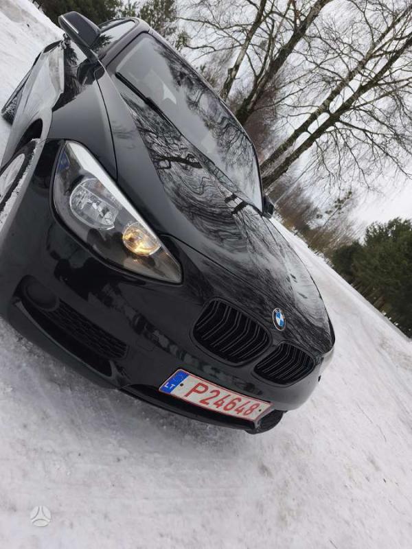 Melns BMW 118 2014 Kauņa, ar dzinēja tilpumu 2.00 L un nobraukumu 293 tūkst. km par 5299 €, foto 3 vietnē AUTOMOTO.COM.LV