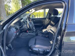 Black BMW 118 2014 in Riga, with an engine capacity of 2.00 L and mileage of 180 thousand km for 7990 €, photo 11 on AUTOMOTO.COM.LV
