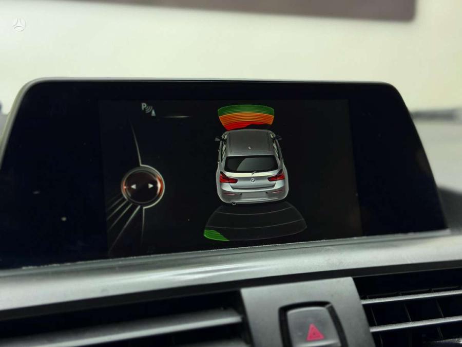 Black BMW 118 2015 in Vilnius, with an engine capacity of 2.00 L and mileage of 291 thousand km for 9390 €, photo 22 on AUTOMOTO.COM.LV