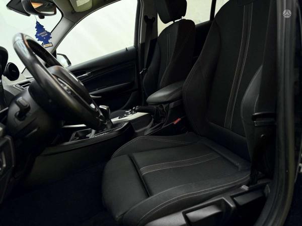 Melns BMW 118 2015 Viļņa, ar dzinēja tilpumu 2.00 L un nobraukumu 291 tūkst. km par 8890 €, foto 10 vietnē AUTOMOTO.COM.LV