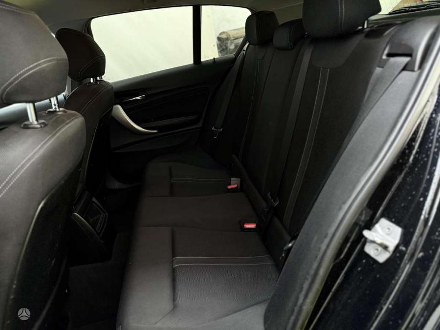 Melns BMW 118 2015 Viļņa, ar dzinēja tilpumu 2.00 L un nobraukumu 291 tūkst. km par 8890 €, foto 12 vietnē AUTOMOTO.COM.LV