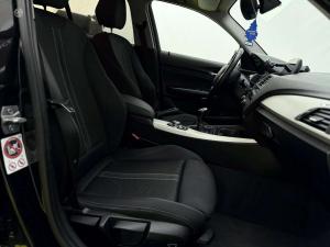 Melns BMW 118 2015 Viļņa, ar dzinēja tilpumu 2.00 L un nobraukumu 291 tūkst. km par 8890 €, foto 14 vietnē AUTOMOTO.COM.LV