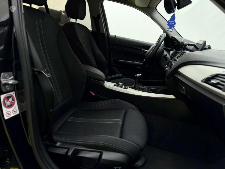Melns BMW 118 2015 Viļņa, ar dzinēja tilpumu 2.00 L un nobraukumu 291 tūkst. km par 8890 €, foto 14 vietnē AUTOMOTO.COM.LV