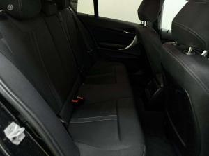 Melns BMW 118 2015 Viļņa, ar dzinēja tilpumu 2.00 L un nobraukumu 291 tūkst. km par 8700 €, foto 13 vietnē AUTOMOTO.COM.LV