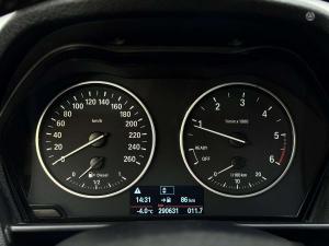 Melns BMW 118 2015 Viļņa, ar dzinēja tilpumu 2.00 L un nobraukumu 291 tūkst. km par 8700 €, foto 27 vietnē AUTOMOTO.COM.LV