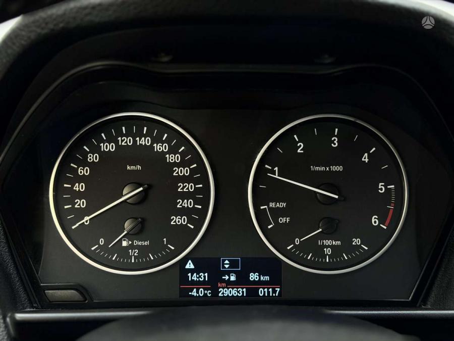 Melns BMW 118 2015 Viļņa, ar dzinēja tilpumu 2.00 L un nobraukumu 291 tūkst. km par 8700 €, foto 27 vietnē AUTOMOTO.COM.LV