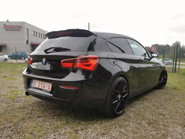 Melns BMW 118 2017 Kuldīga, ar dzinēja tilpumu 2.00 L un nobraukumu 230 tūkst. km par 13900 €, foto 2 vietnē AUTOMOTO.COM.LV