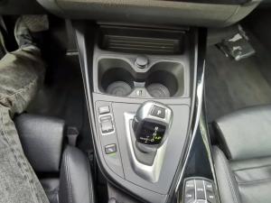 Melns BMW 118 2017 Kuldīga, ar dzinēja tilpumu 2.00 L un nobraukumu 230 tūkst. km par 13900 €, foto 15 vietnē AUTOMOTO.COM.LV
