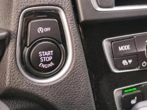 Melns BMW 118 2017 Kuldīga, ar dzinēja tilpumu 2.00 L un nobraukumu 230 tūkst. km par 13900 €, foto 20 vietnē AUTOMOTO.COM.LV