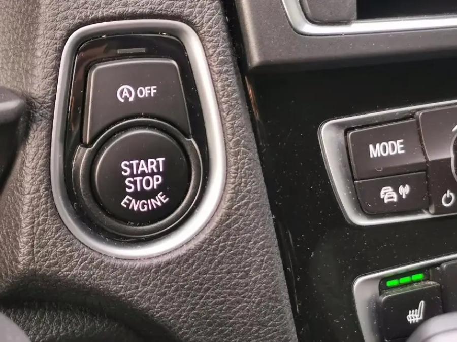Melns BMW 118 2017 Kuldīga, ar dzinēja tilpumu 2.00 L un nobraukumu 230 tūkst. km par 13900 €, foto 20 vietnē AUTOMOTO.COM.LV