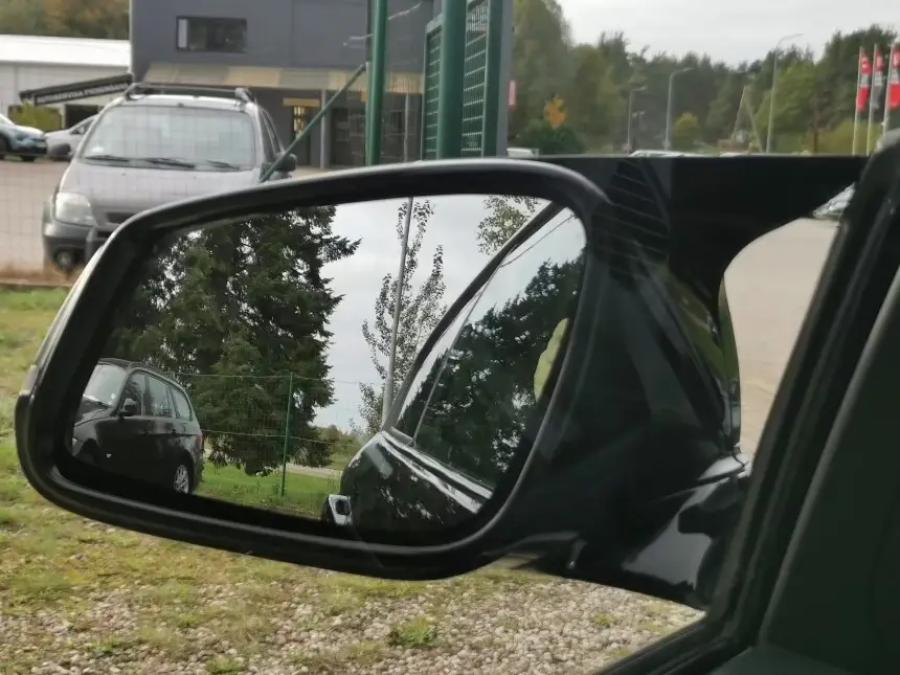 Melns BMW 118 2017 Kuldīga, ar dzinēja tilpumu 2.00 L un nobraukumu 230 tūkst. km par 13900 €, foto 22 vietnē AUTOMOTO.COM.LV