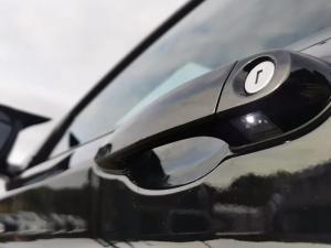 Melns BMW 118 2017 Kuldīga, ar dzinēja tilpumu 2.00 L un nobraukumu 230 tūkst. km par 13900 €, foto 24 vietnē AUTOMOTO.COM.LV
