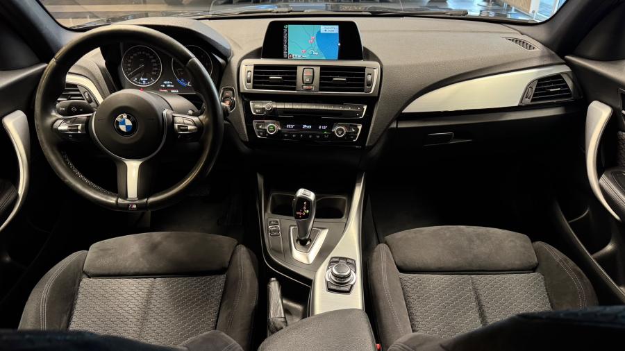 Black BMW 118 2017 in Riga, with an engine capacity of 2.00 L and mileage of 229 thousand km for 12990 €, photo 10 on AUTOMOTO.COM.LV