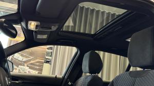 Black BMW 118 2017 in Riga, with an engine capacity of 2.00 L and mileage of 229 thousand km for 12990 €, photo 18 on AUTOMOTO.COM.LV