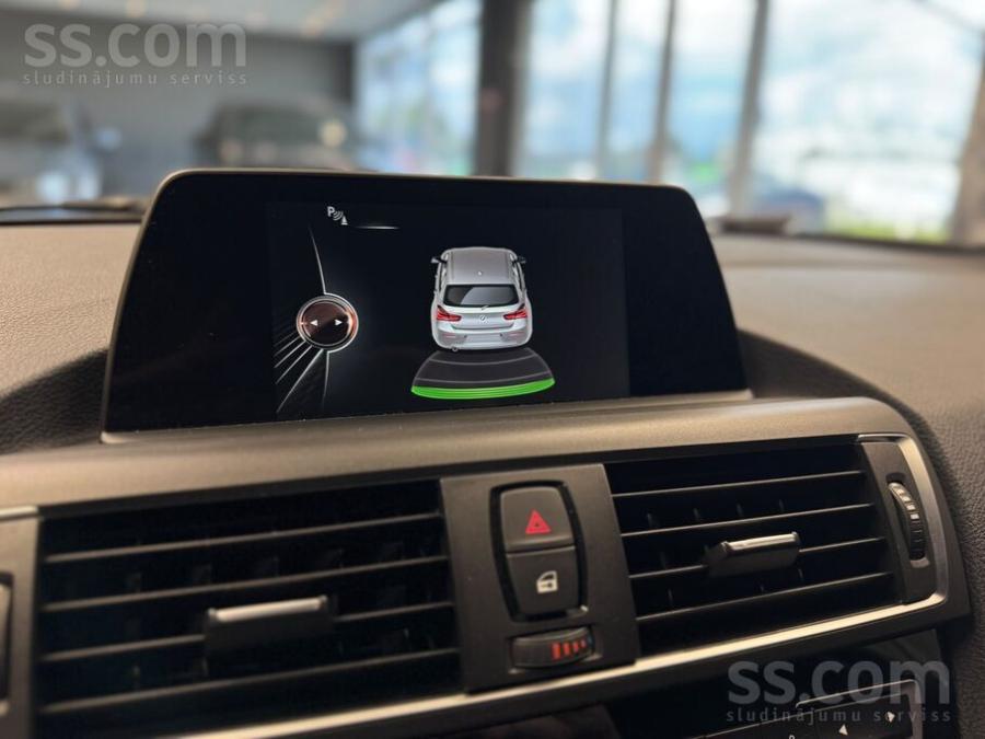 Melns BMW 118 2017 Rīga, ar dzinēja tilpumu 2.00 L un nobraukumu 229 tūkst. km par 12490 €, foto 14 vietnē AUTOMOTO.COM.LV