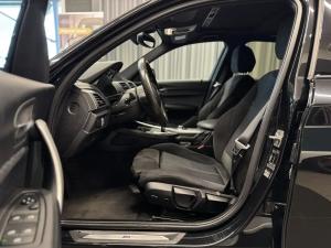 Melns BMW 118 2017 Mārupe, ar dzinēja tilpumu 2.00 L un nobraukumu 229 tūkst. km par 12990 €, foto 6 vietnē AUTOMOTO.COM.LV