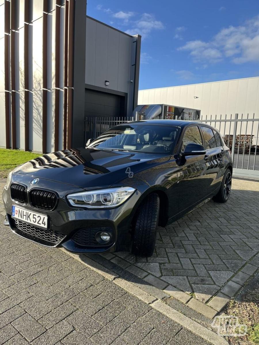 Black BMW 118 2018 in Vilnius, with an engine capacity of 1.50 L and mileage of 100 thousand km for 16500 €, photo 18 on AUTOMOTO.COM.LV
