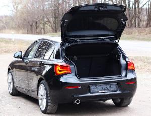 Black BMW 118 2018 in Petrikaiciai, with an engine capacity of 2.00 L and mileage of 90 thousand km for 11499 €, photo 17 on AUTOMOTO.COM.LV