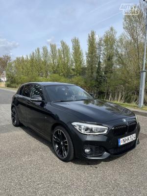 Melns BMW 118 2018 Viļņa, ar dzinēja tilpumu 1.50 L un nobraukumu 107 tūkst. km par 15950 €, foto 3 vietnē AUTOMOTO.COM.LV