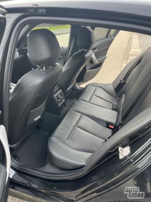 Melns BMW 118 2018 Viļņa, ar dzinēja tilpumu 1.50 L un nobraukumu 107 tūkst. km par 15950 €, foto 10 vietnē AUTOMOTO.COM.LV