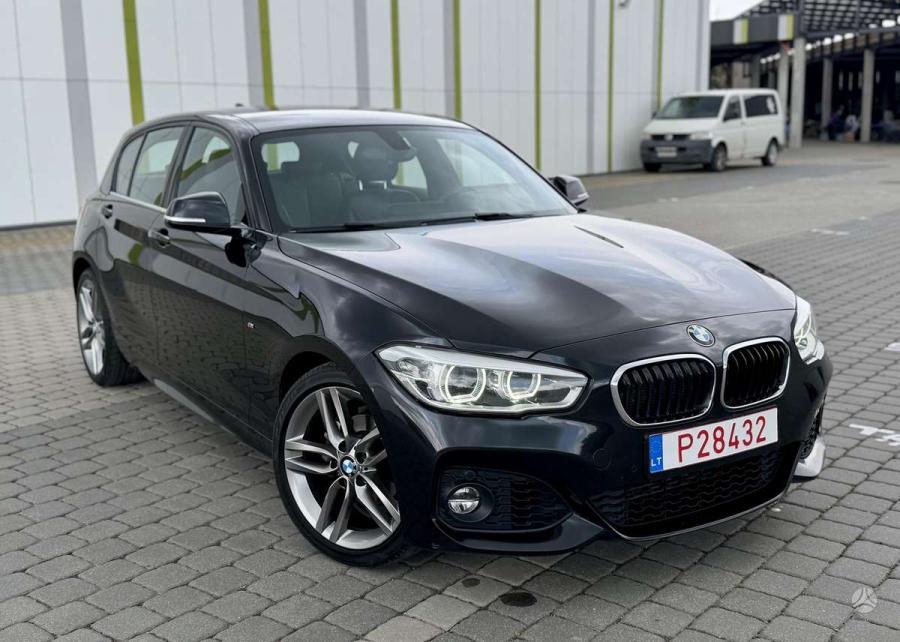 Melns BMW 118 2018 Viļņa, ar dzinēja tilpumu 1.50 L un nobraukumu 280 tūkst. km par 10650 €, foto 3 vietnē AUTOMOTO.COM.LV
