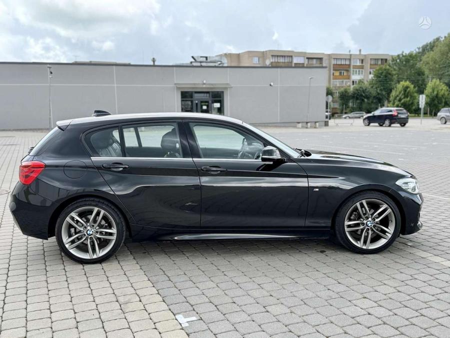 Melns BMW 118 2018 Viļņa, ar dzinēja tilpumu 1.50 L un nobraukumu 280 tūkst. km par 10650 €, foto 14 vietnē AUTOMOTO.COM.LV
