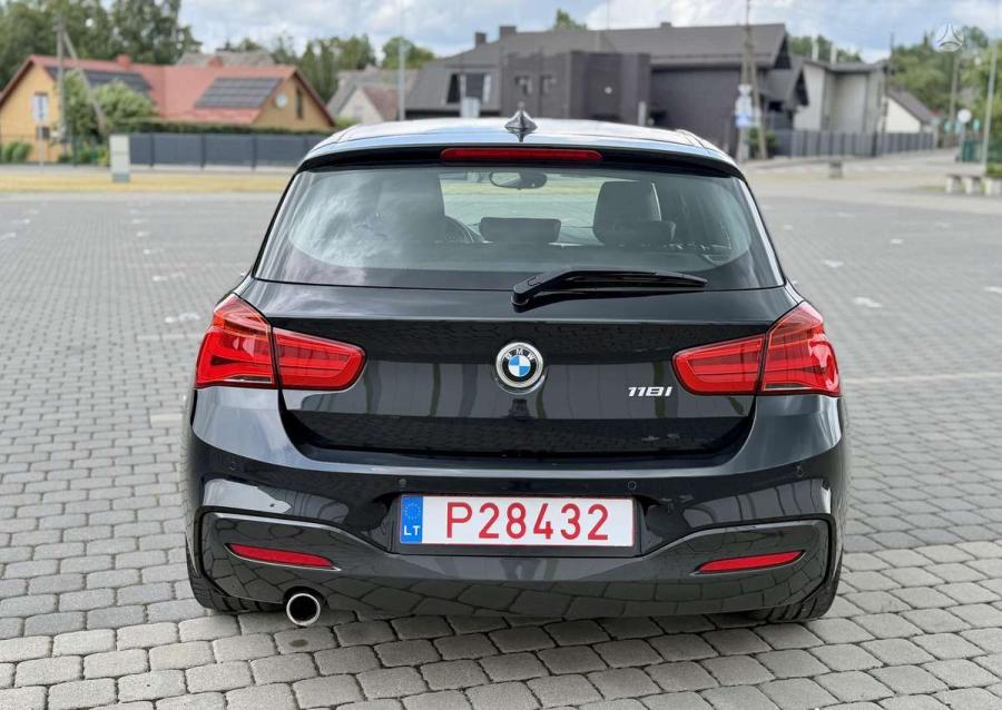 Melns BMW 118 2018 Viļņa, ar dzinēja tilpumu 1.50 L un nobraukumu 280 tūkst. km par 10650 €, foto 18 vietnē AUTOMOTO.COM.LV