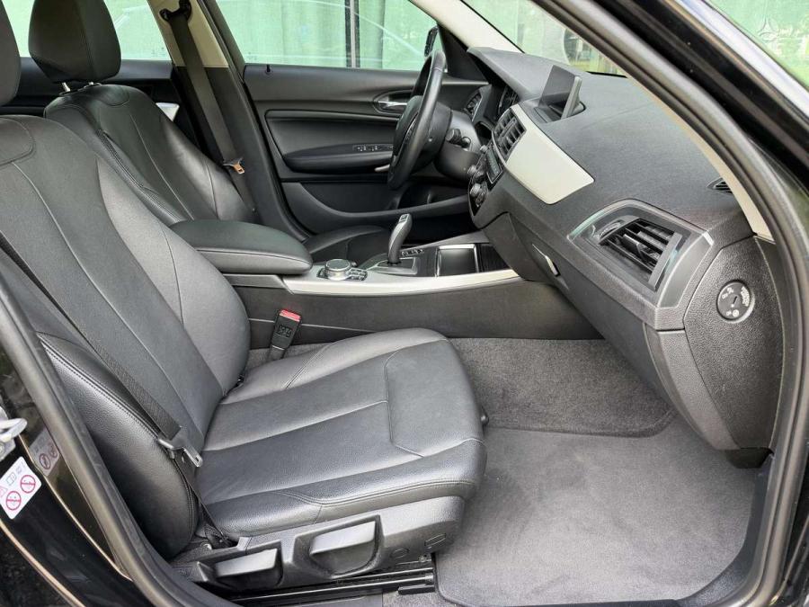 Melns BMW 118 2018 Kauņa, ar dzinēja tilpumu 1.50 L un nobraukumu 126 tūkst. km par 10700 €, foto 20 vietnē AUTOMOTO.COM.LV