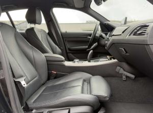 Melns BMW 118 2018 Viļņa, ar dzinēja tilpumu 1.50 L un nobraukumu 280 tūkst. km par 10200 €, foto 30 vietnē AUTOMOTO.COM.LV