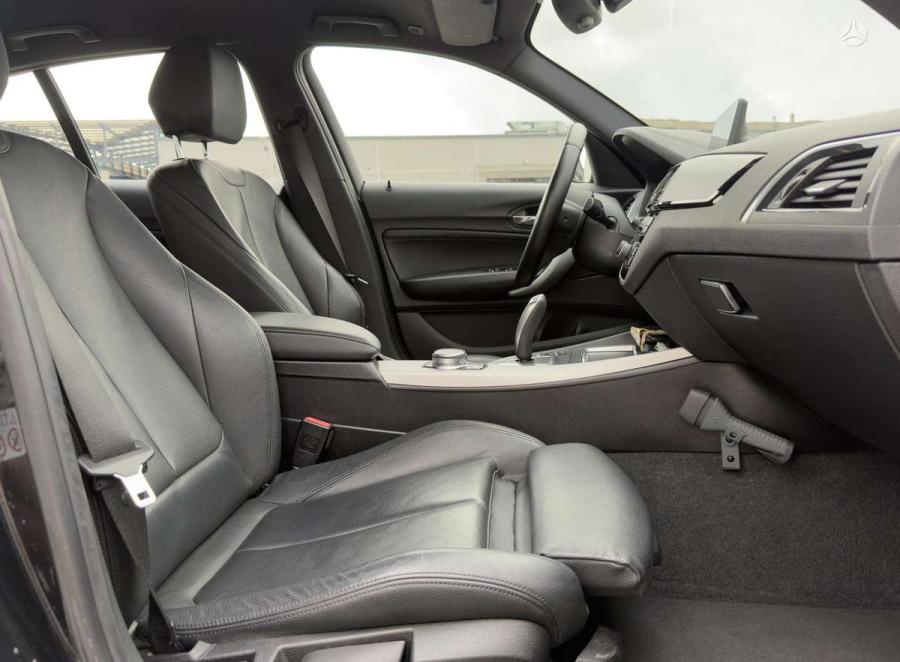 Melns BMW 118 2018 Viļņa, ar dzinēja tilpumu 1.50 L un nobraukumu 280 tūkst. km par 10200 €, foto 30 vietnē AUTOMOTO.COM.LV